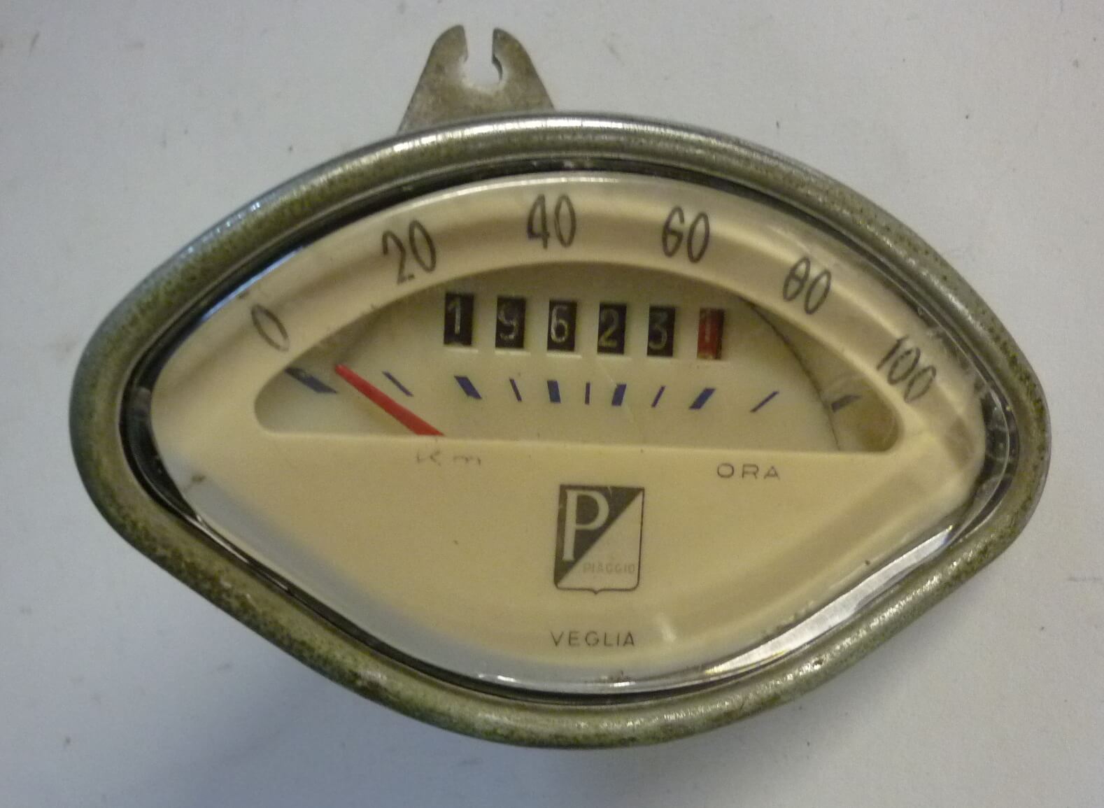 Tachometer, VEGLIA, altes Logo, überholt, > 100 km/h, 19623 km, Vespa ...